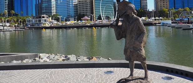 Bessie Rischbieth arrives at Elizabeth Quay - Jon Tarry